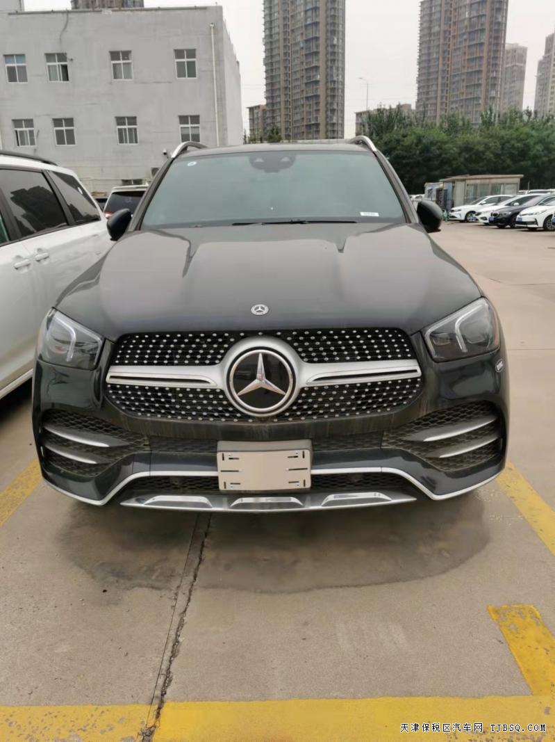 21款加版奔驰GLE350 5座 展位现车最大优惠放送_天津保税区汽车网 平行进口车报价 保税区汽车报价 保税区进口车SUV 天津保税区国际汽车城