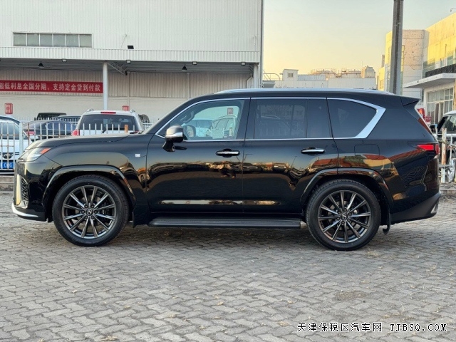 24款雷克萨斯最大尺寸SUV LX600港口现车可分期购车_天津保税区汽车网 平行进口车报价 保税区汽车报价 保税区进口车SUV 天津保税区国际汽车城